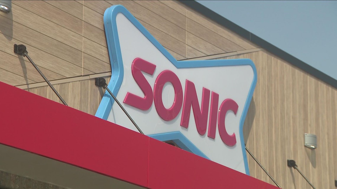 Sonic Drive-In De Soto reopens after health department closure | ksdk.com