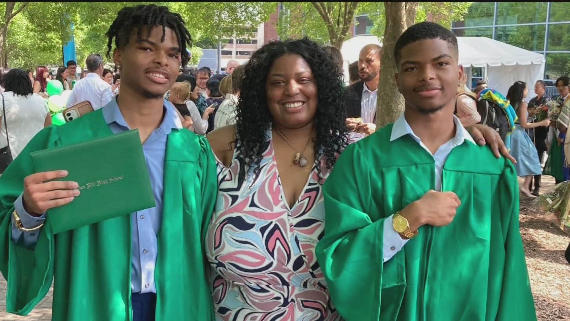 Family questions murder-suicide ruling in twin brothers' deaths on Bell ...